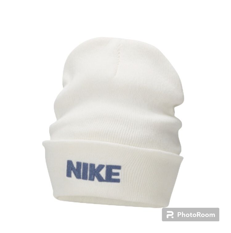 White nike beanie store